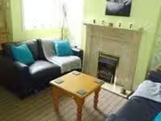Just in! 1 BA 4 bedroom house for rent in Cwmdare Street, Cath.