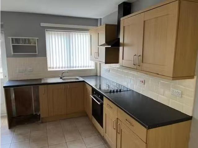 Rental! 1 BA 4 bedroom semi detached house for rent in Quinton.