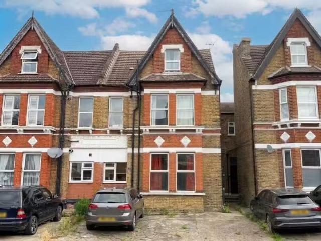 New 1 BA 1 bedroom apartment for rent in Manor Road, Beckenham.