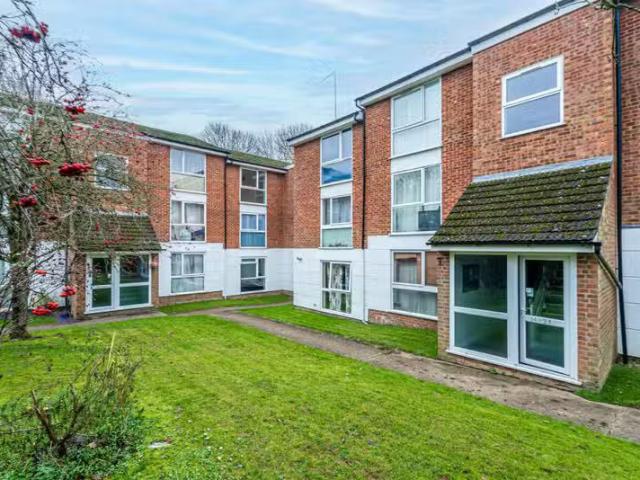 Rental! 1 BA 1 bedroom apartment for rent in Lakeside Place, L.