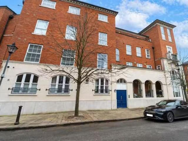 New 1 BA 1 bedroom apartment for rent in The Sovereign House.