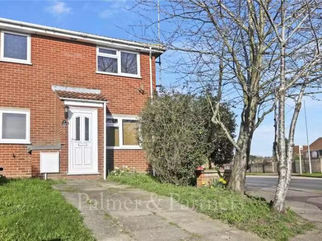 Charming 1 BA 1 bedroom end of terrace house for rent in Kingf.
