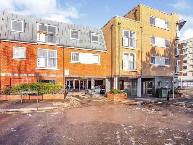 New 1 BA 1 bedroom Flat to rent, Malden Road, Watford, WD17 £.