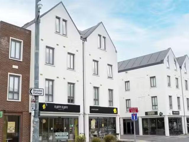 For Rent! 1 BA 1 bedroom Flat to rent, High Street, Egham, TW2.