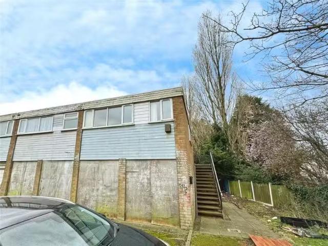 For Rent! 1 BA 1 bedroom Flat to rent, Trafalgar Court, Tivida.
