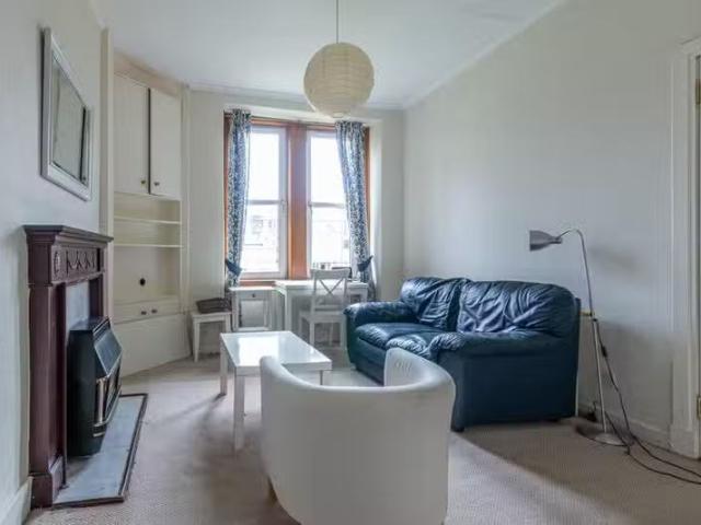 Unique 1 BA 1 bedroom flat for rent in 1913L Springvalley Terr.