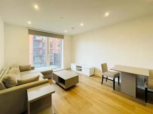 New 1 BA 1 bedroom flat for rent in The Lancaster, 62 Shadwell.