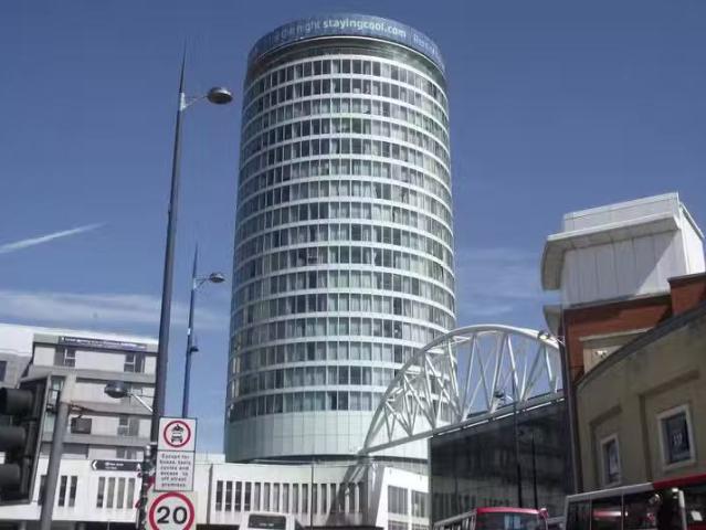 New 1 BA 1 bedroom flat for rent in The Rotunda, 150 New Stree.