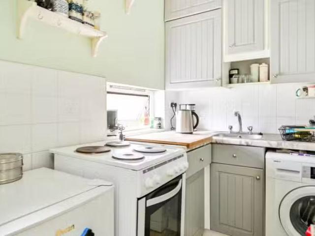 Charming 1 BA 1 bedroom flat for rent in Veryan, Goldsworth Pa.