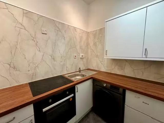 New 1 BA 1 bedroom flat for rent in Albyn Grove, Aberdeen, Abe.