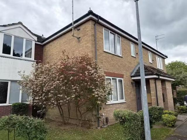 New 1 BA 1 bedroom flat for rent in Avignon Close, Colchester.