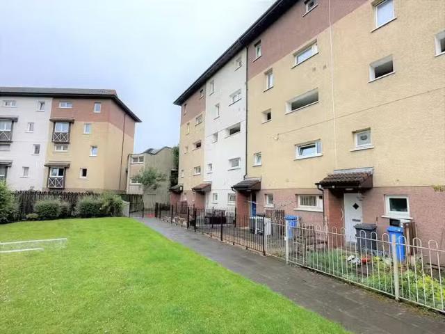 For Rent! 1 BA 1 bedroom flat for rent in Chalk Hill Court, Du.