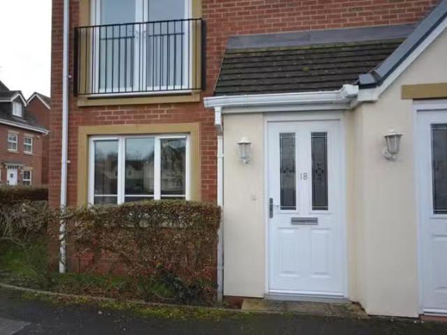 For Rent! 1 BA 1 bedroom flat for rent in Cordelia Close, Stra.