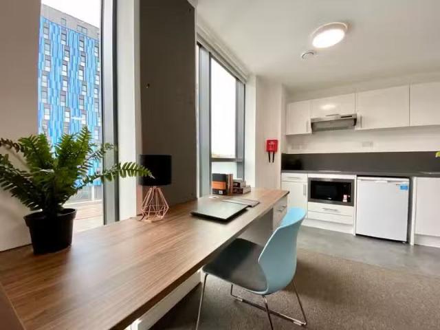 New 1 BA 1 bedroom flat for rent in F24 54 George Road, Five.