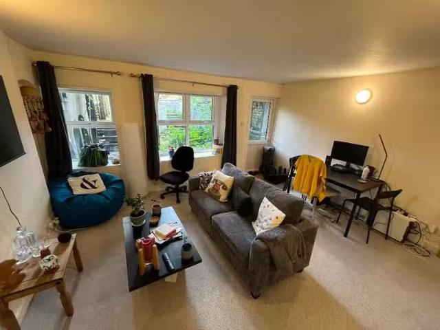 Charming 1 BA 1 bedroom flat for rent in Jamaica Street, Brist.