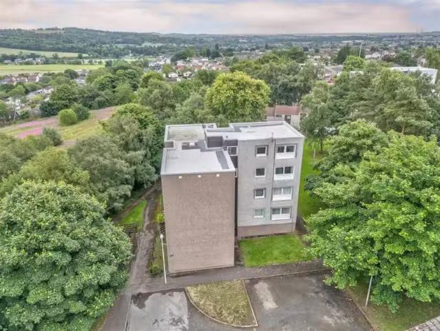 New 1 BA 1 bedroom flat for rent in Kinneff Crescent, Dundee.