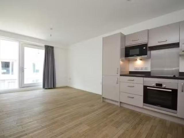 Cozy 1 BA 1 bedroom flat for rent in St. Thomas Street, Bristo.