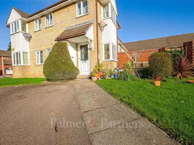 Just in! 1 BA 1 bedroom house for rent in Hanbury Gardens, Hig.