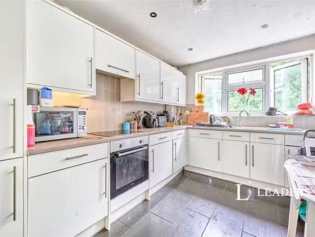 Cozy 1 BA 1 bedroom house share for rent in Belgrave Houses, S.