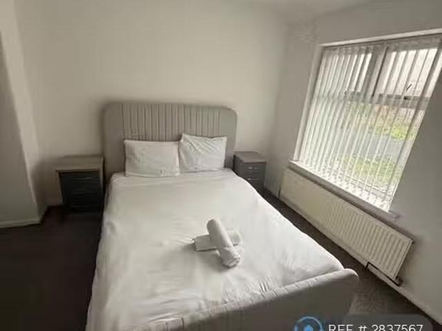 Nice 1 BA 1 bedroom house share for rent in Greswold Street, W.