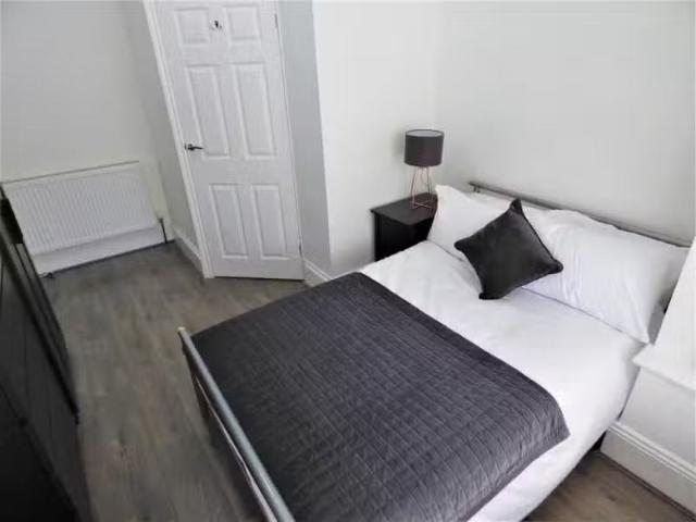 Cheap 1 BA 1 bedroom house share for rent in Mere Road, Birmin.