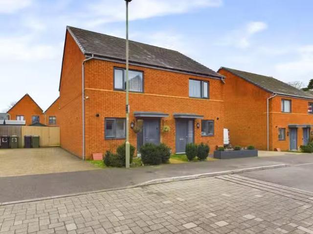 Unique 1 BA 1 bedroom house share for rent in Stable Place, Bo.