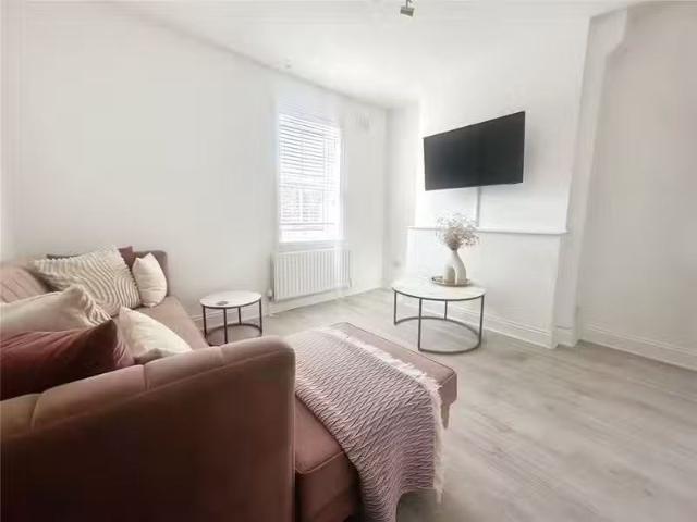 Just in! 1 BA 1 bedroom Room to rent, Victoria Street, Gilling.
