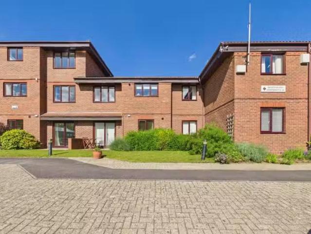 New 1 BA 1 bedroom retirement property for rent in Knights Lan.