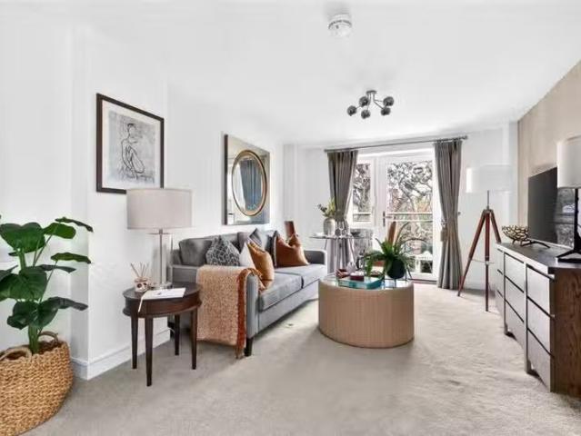 New 1 BA 1 bedroom retirement property for rent in Queens Road.