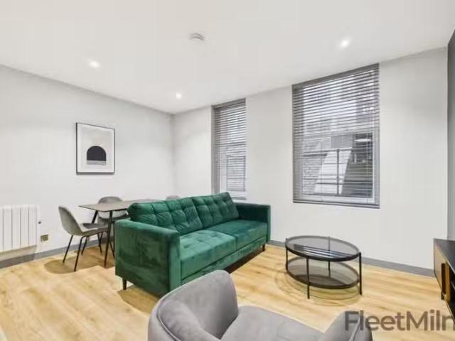 Deal! 1 BA 2 bedroom apartment for rent in New Street Chambers.