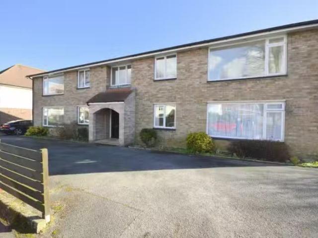 For Rent! 1 BA 2 bedroom apartment for rent in Southbourne, BH7
