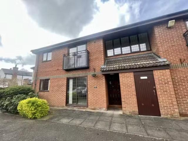 Nice 1 BA 2 bedroom apartment for rent in Wharf Road, Wendover.