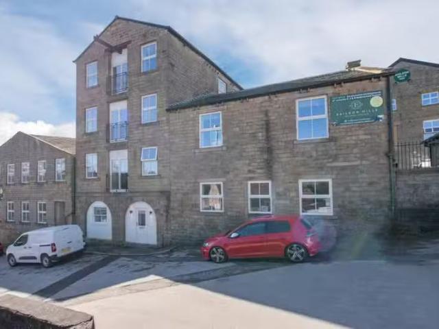 Cheap 1 BA 2 bedroom ground floor flat for rent in Plot 5 Bail.