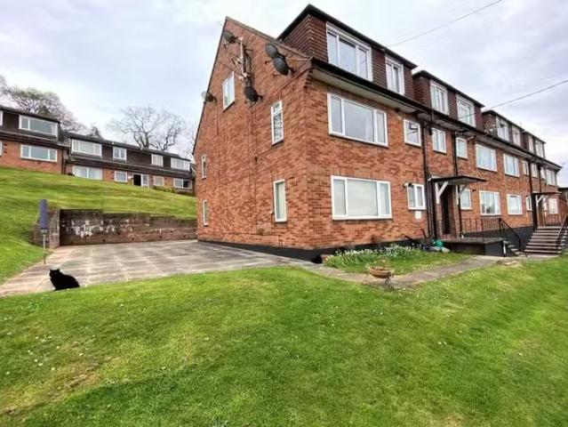 New 1 BA 2 bedroom Flat to rent, Bradham Court, Exmouth, EX8.