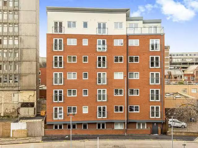 New 1 BA 2 bedroom Flat to rent, Crecy Court, 10 Lower Lee Str.
