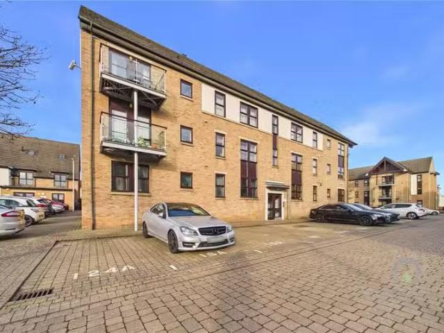 Charming 1 BA 2 bedroom Flat to rent, First Lane, St James, NN.