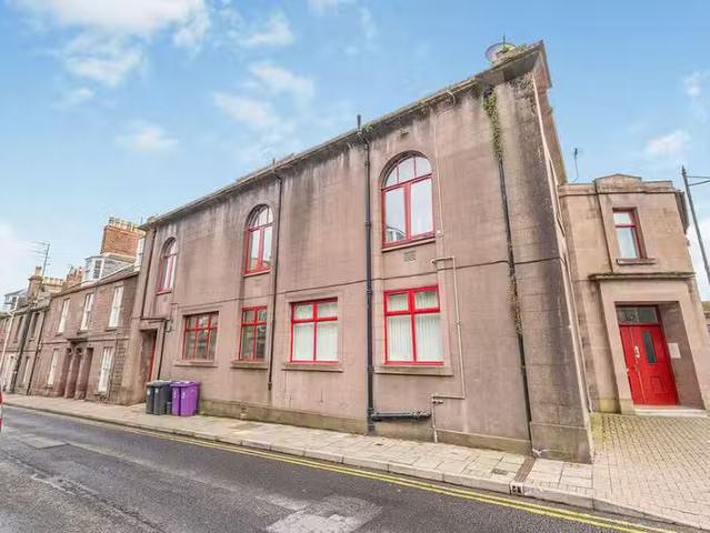 Cozy 1 BA 2 bedroom Flat to rent, John Street, Montrose, DD10.