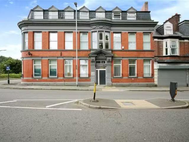 Cozy 1 BA 2 bedroom Flat to rent, Stand Lane, Radcliffe, M26.