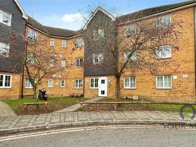 Cozy 1 BA 2 bedroom Flat to rent, Waterside Close, London, SE2.