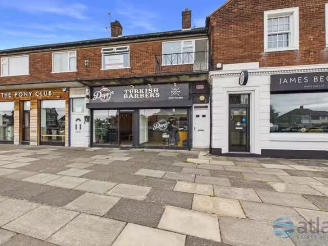 Cozy 1 BA 2 bedroom flat for rent in Woodend Avenue, Hunts Cro.