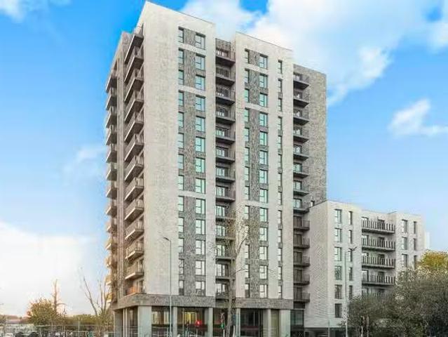 Unique 1 BA 2 bedroom flat for rent in Burnt Mill, Harlow, Esi.