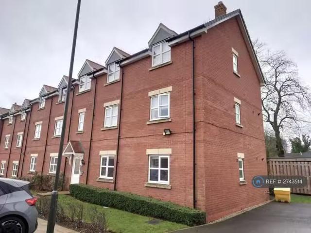 New 1 BA 2 bedroom flat for rent in Cowdray Court, Birmingham.