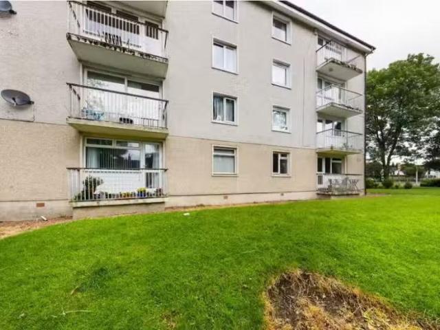 Nice 1 BA 2 bedroom flat for rent in Douglasdale, East Kilbrid.