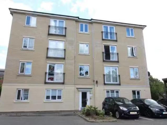 Nice 1 BA 2 bedroom flat for rent in Firmin Close, Ipswich, IP1