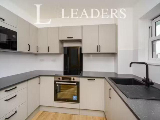 New 1 BA 2 bedroom flat for rent in Fourth Avenue, BN3