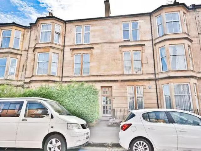 New 1 BA 2 bedroom flat for rent in Leslie Street, Pollokshiel.