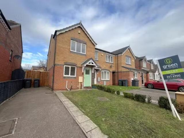 Unique 1 BA 2 bedroom house for rent in Cranwell Grove, Birmin.