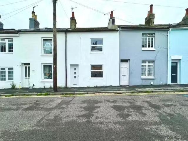 New 1 BA 2 bedroom house for rent in Kingsbury Street, Brighto.