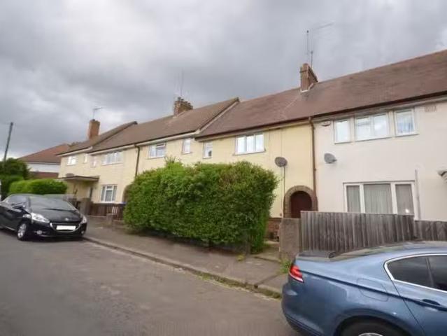 Charming 1 BA 2 bedroom Mid Terrace House to rent, Hastings Ro.