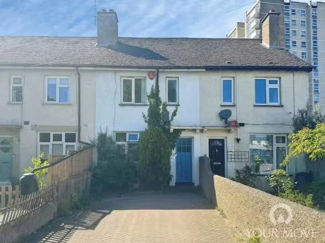 Just in! 1 BA 2 bedroom Mid Terrace House to rent, Shepherd St.